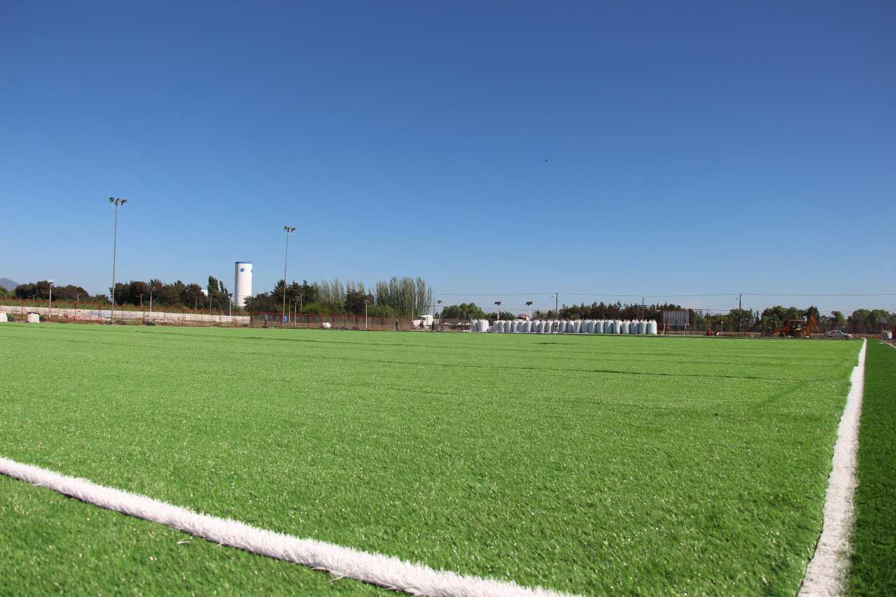 Lontué pronto tendrá su nuevo Estadio de pasto sintético de primer ...